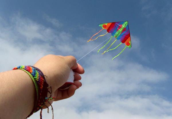 Hand Protective for Serious Kite Hobbyists | The Impacto® 3-Finger Glove