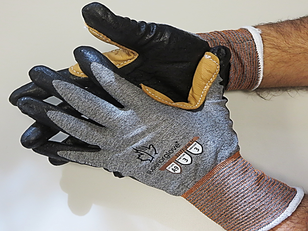 Dexterity Pro® S21TXUFNLTC Ultra-Thin 21-Gauge Foam Nitrile Coated Cut ...