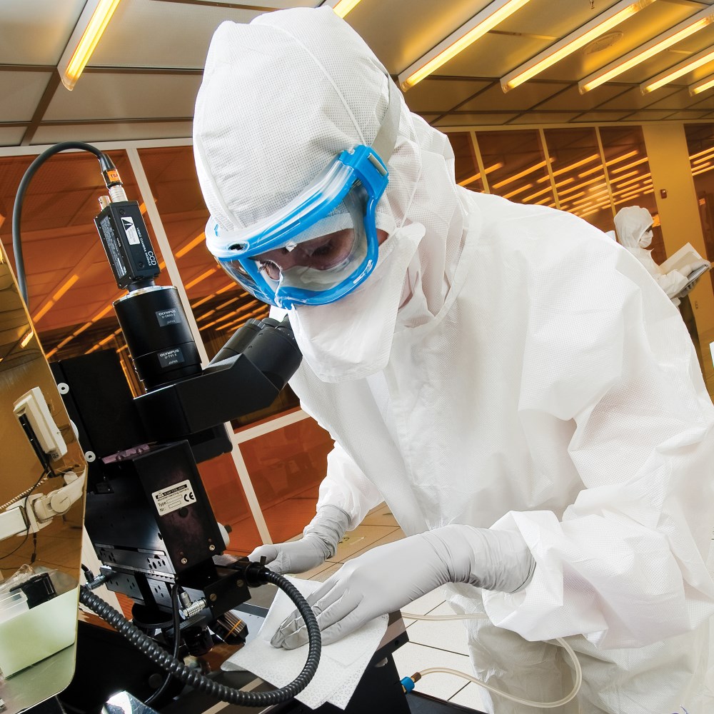 Kimtech® Pure® W4 Critical Task Anti-Stat Wipers | Lint-Free Class 4 ...